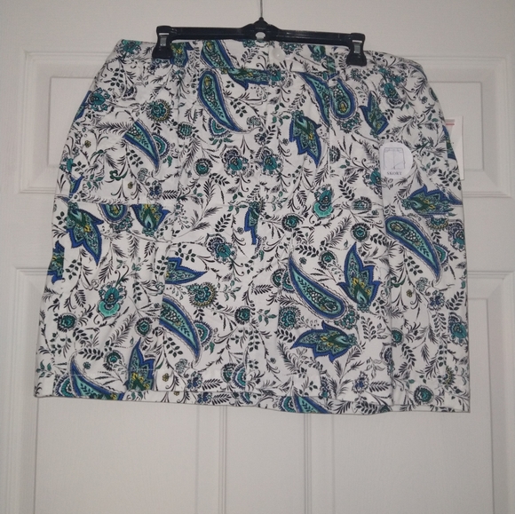 croft & barrow | Shorts | Croft And Barrow Mid Rise Skort | Poshmark